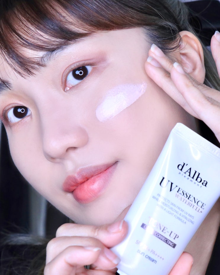 올리브영 추천템 달바 홈트라이 데일리 추천 에센스선크림 파데프리 톤업 선크림 발라봐 네이버 블로그