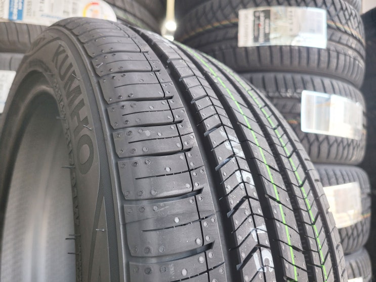 금호타이어 솔루스 TA51 가격도 성능도 수명도 승차감도 전부 만족했어요 : 네이버 블로그
