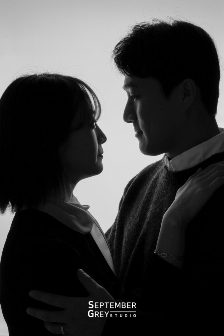 커플 사진, 기념일 사진, 세미 웨딩 스냅 촬영도 가능한 순천 파티룸 셉템버그레이 스튜디오 : 네이버 블로그