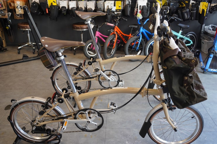 브롬톤 바버 에디션 출고! 스페셜한 폴딩자전거 : 네이버 블로그