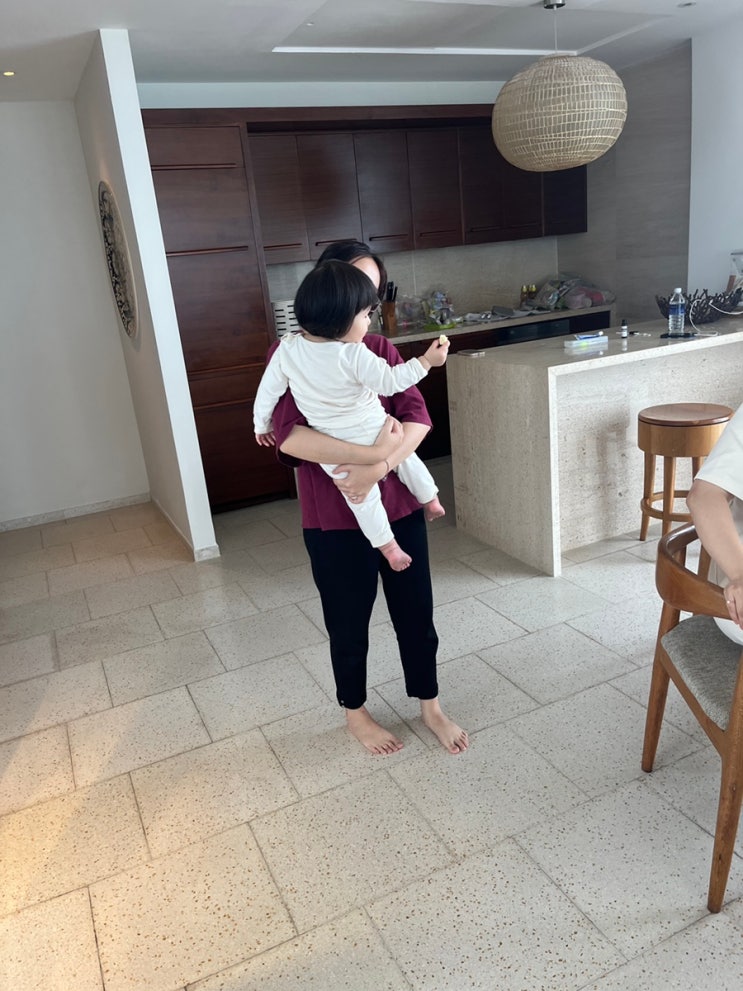 베트남 다낭 여행 2일차 13개월 18개월 아기랑 다낭여행 다낭 베이비시터 한시장롯데마트바빌론 스테이크2호점하얏트