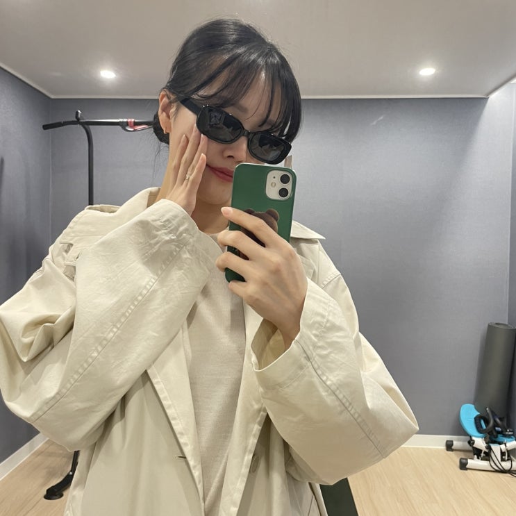 유니클로 U 23SS 르메르 신상 후드 롱 코트, 렉탱글 선글라스 내돈내산 후기 및 착샷 : 네이버 블로그