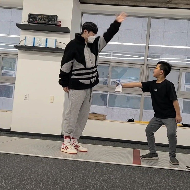 아레스펜싱클럽 장유키즈운동 율하키즈운동 장유유아체육 율하유아체육 키즈펜싱 창원펜싱 율하펜싱 장유펜싱 진해펜싱 율하초 수남초