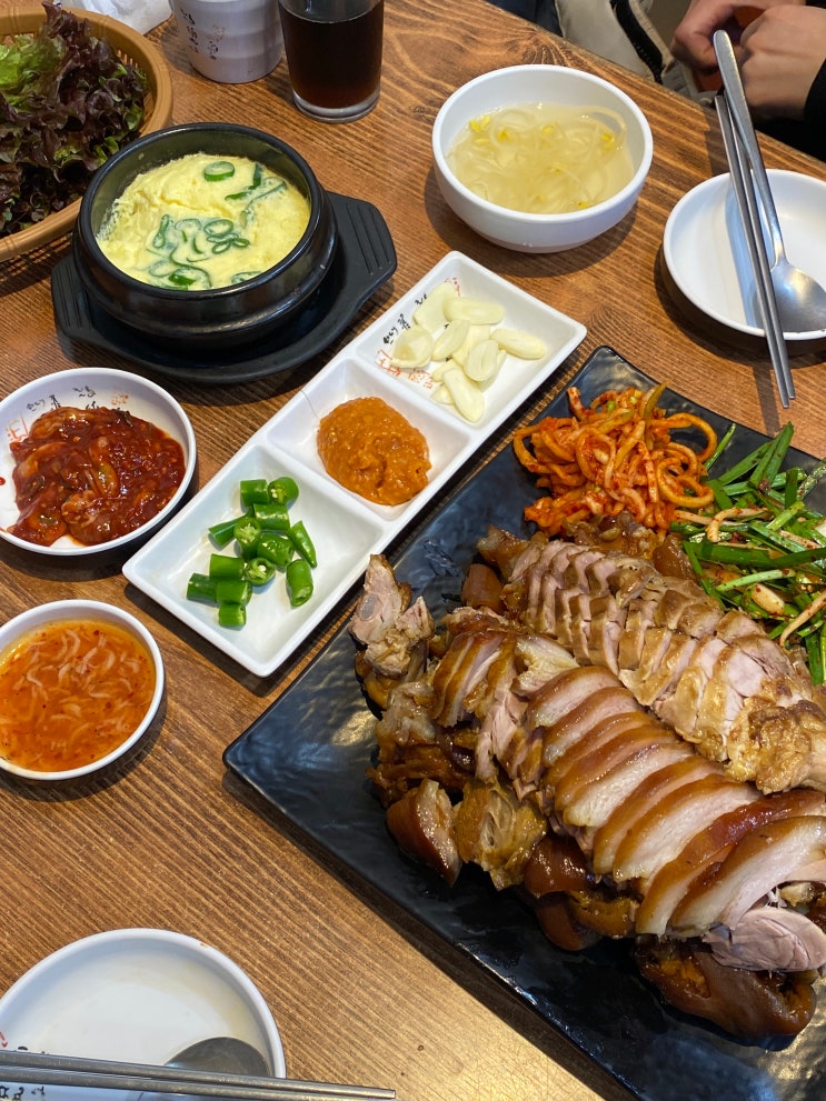 경기도 파주 맛집 추천 :: 족발천하, 족발 어리굴젓 막국수 모두 일품! : 네이버 블로그