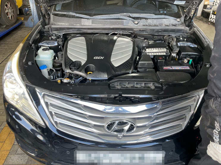 2011 그랜저 HG 람다 2 3.0 GDi 엔진 소모로 엔진 교체 작업 : 네이버 블로그