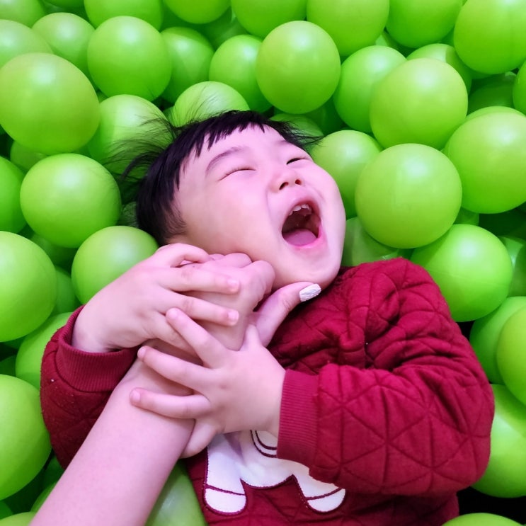 아기와 함께하는 슈슈네 여행일기 일흔아홉번째 여행 안녕인사동 실내 놀거리 대형 볼풀장 컬러풀뮤지엄 다녀왔어요 Feat할인