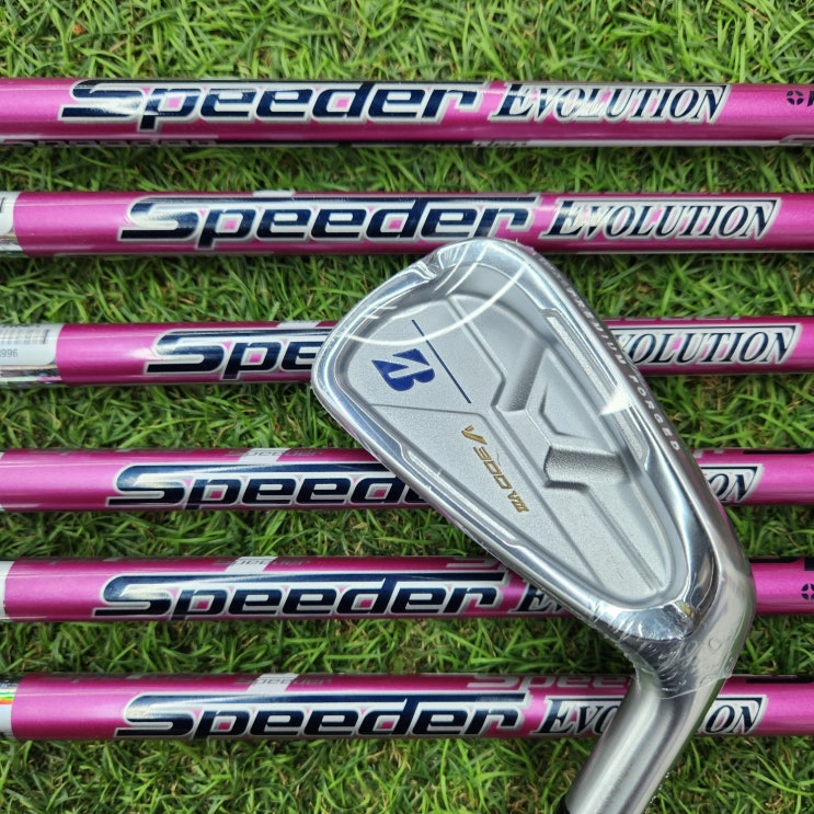 한정판 브릿지스톤 V300 8 여성 여자 아이언 출시!! 더이상 남자를 위한 골프채가 아니다 : 네이버 블로그