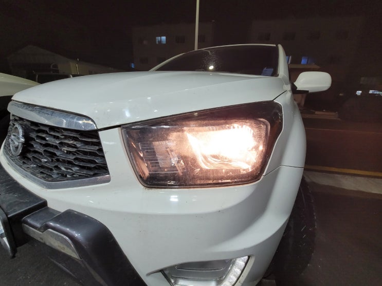 코란도 스포츠 배터리 규격과 교체 방법 로케트GB90R 밧데리 : 네이버 블로그