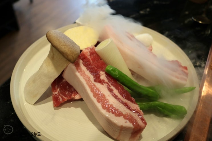 먹방후기 울산 남구 삼산달동 프리미엄 삼겹살 맛집 고기 구워주는 울산핫플 등극 마장동김씨 네이버 블로그