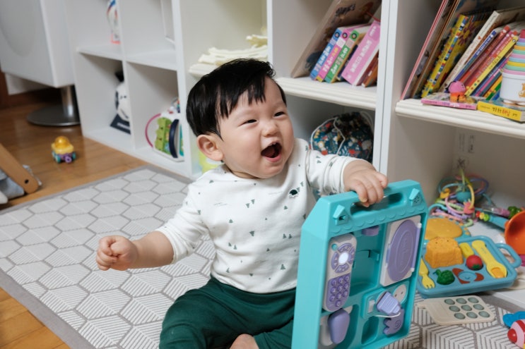 Olive 13개월 육아일기 56주차 돌아기 일상 워킹맘 돌아기 먹방 생일파티 호캉스 할아버지 육아 네이버 블로그