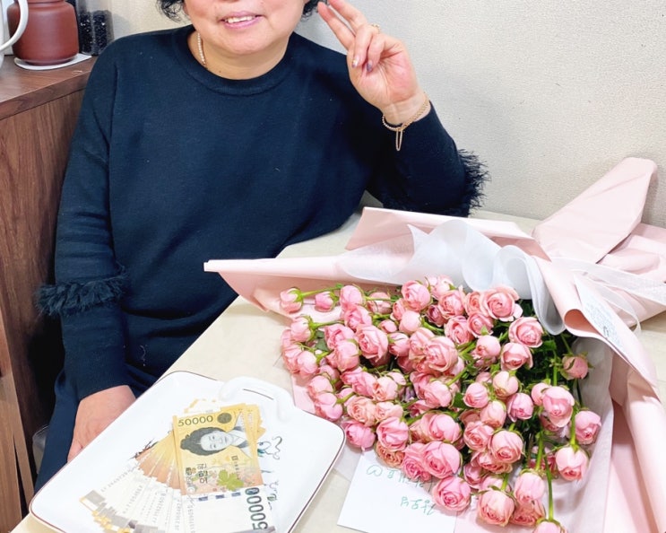 생애 처음 사본 장미꽃 100송이, 장모님께 드렸다 : 네이버 블로그