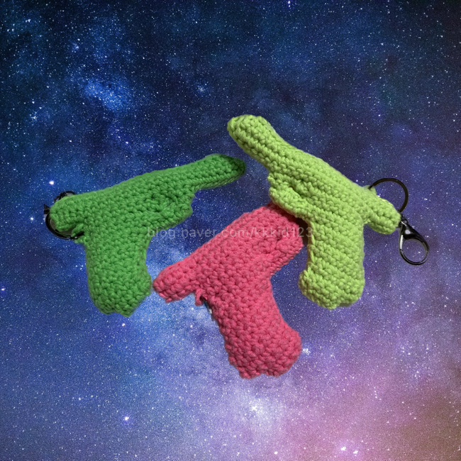 코바늘 총 모양 키링 뜨기 crochet gun : 네이버 블로그