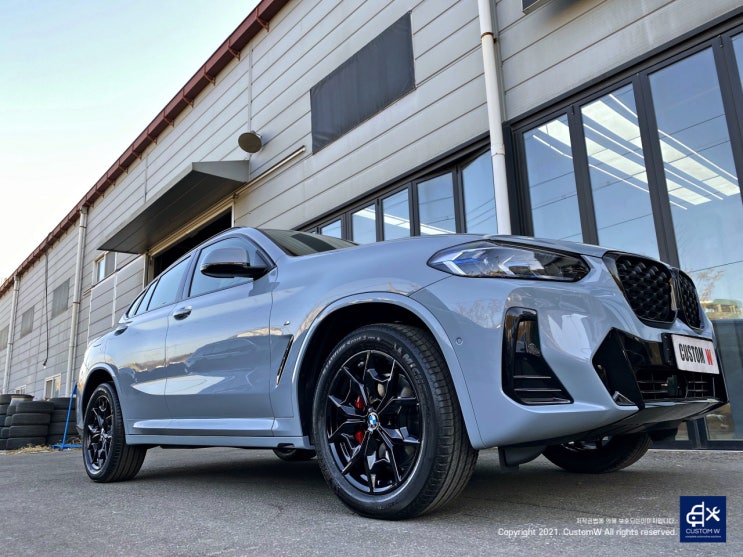 신차 BMW X4 20i 887M 블랙유광 휠도색 : 네이버 블로그