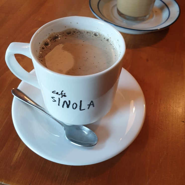 Cafe*시노라(SINOLA) / 서촌, 경복궁역, 창운동, 핸드드립 커피, 프렌치 토스트, 소시지와 스크램블, 얼그레이 밀크티 ...