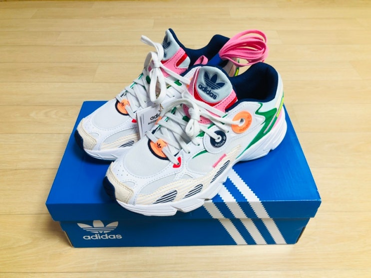 봄에 신기 좋은 신발 아디다스 아스티어 우먼스 GW9752 추천 : 네이버 블로그