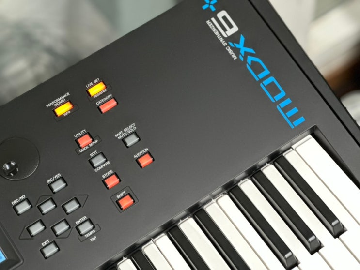 YAMAHA 야마하 MODX+ 언박싱 - 전작 MODX와 비교 : 네이버 블로그