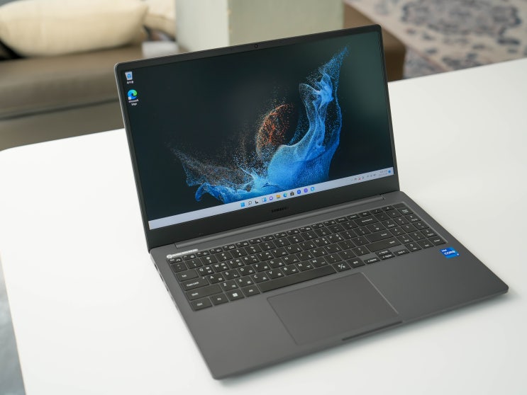 15인치 대학생 노트북 삼성 갤럭시북2 NT550XED-K78A 성능과 디자인에 빠지다 : 네이버 블로그