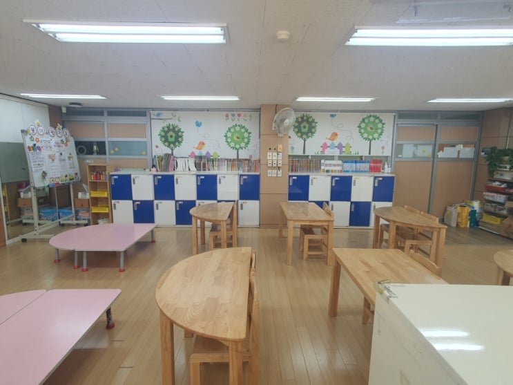 돌봄교실에서의 1주일 생활해보기초등돌봄교실에서의 하루생활 1차시ㅡ이름꾸미기 2차시ㅡ선따라그리고꾸미기 3차시ㅡ달팽이집꾸미기 4