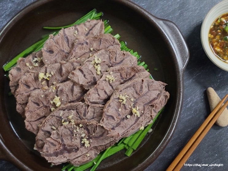 아롱사태 수육 만들기 압력솥 소고기 수육 소스 아롱사태 전골 네이버 블로그