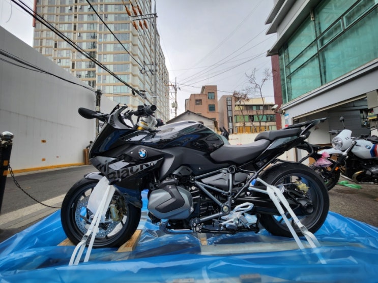 2023BMWR1250RS 언박싱 ! : 네이버 블로그