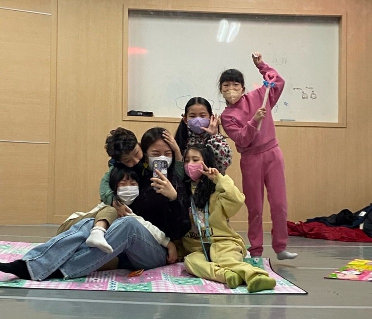 홈쇼핑 쇼호스트가 되어보는 인천 부천 어린이연기학원 어린이 동요레슨 지브리쉬 어린이연기레슨 네이버 블로그