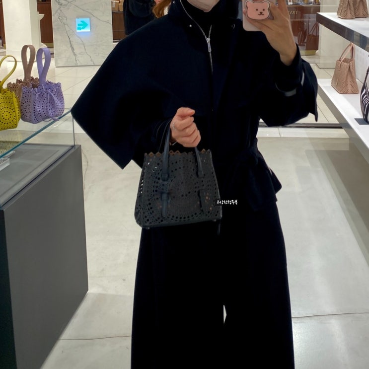 4계절 데일리백 알라이아 미나 170만원 Dhl빠른배송 몽클레어 마딘 친구 글레멘츠 126만원 대박 네이버 블로그