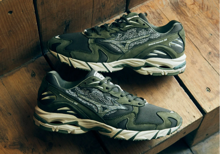 미즈노 웨이브 라이더 10 "파이어 피닉스" / Mizuno Wave Rider 10 "Fire Phoenix" / 2023년 ...
