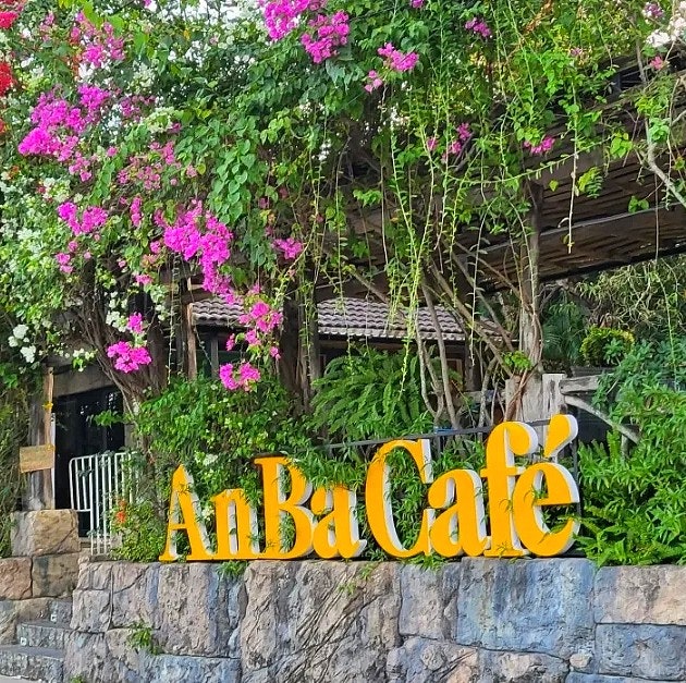 비행기 새벽 도착 후, 일찍 오픈하는 '안바카페 AnBa Cafe' : 네이버 블로그