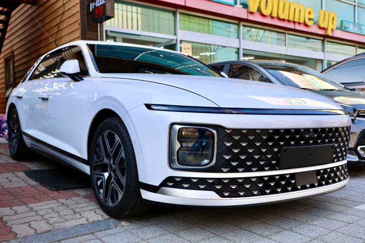 2023년 현대 그랜저 2.5 가솔린 익스클루시브 세레니티 화이트펄 GN7 그랜저 신차 출고 동행 후기 : 네이버 블로그