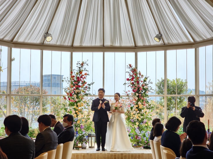 기장대보름웨딩 기장대보름카페 부산스몰웨딩 해운대꽃집 부산실내결혼식 부산하우스웨딩 부산야외결혼식 여러가지 스타일링이
