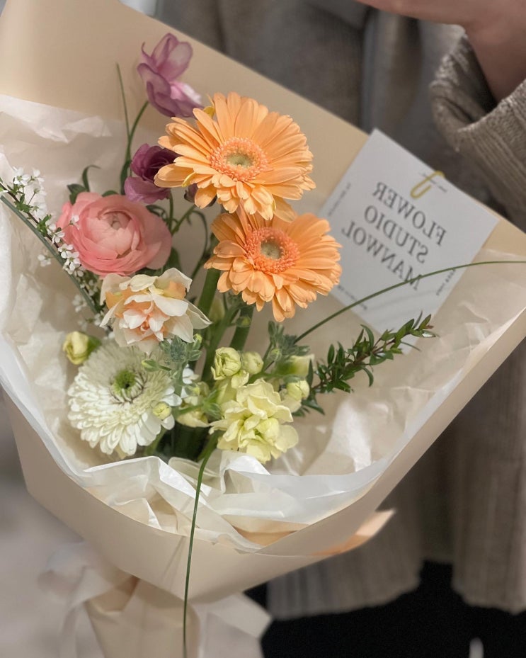 만월 피치 파스텔 믹스 중랑꽃집 중랑구 꽃집 선물 추천 기념일 선물 이색선물 생일선물 중화동 꽃집 상봉꽃집 면목동꽃집 묵동