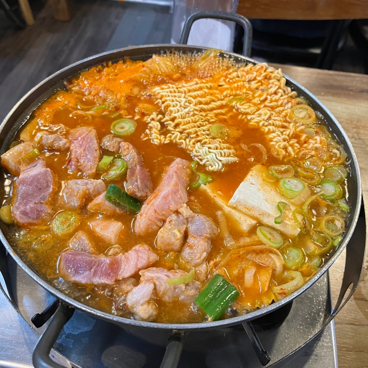 을지로3가 맛집 점심 추천 김치찌개와 왕계란말이가 나오는 한국관 네이버 블로그
