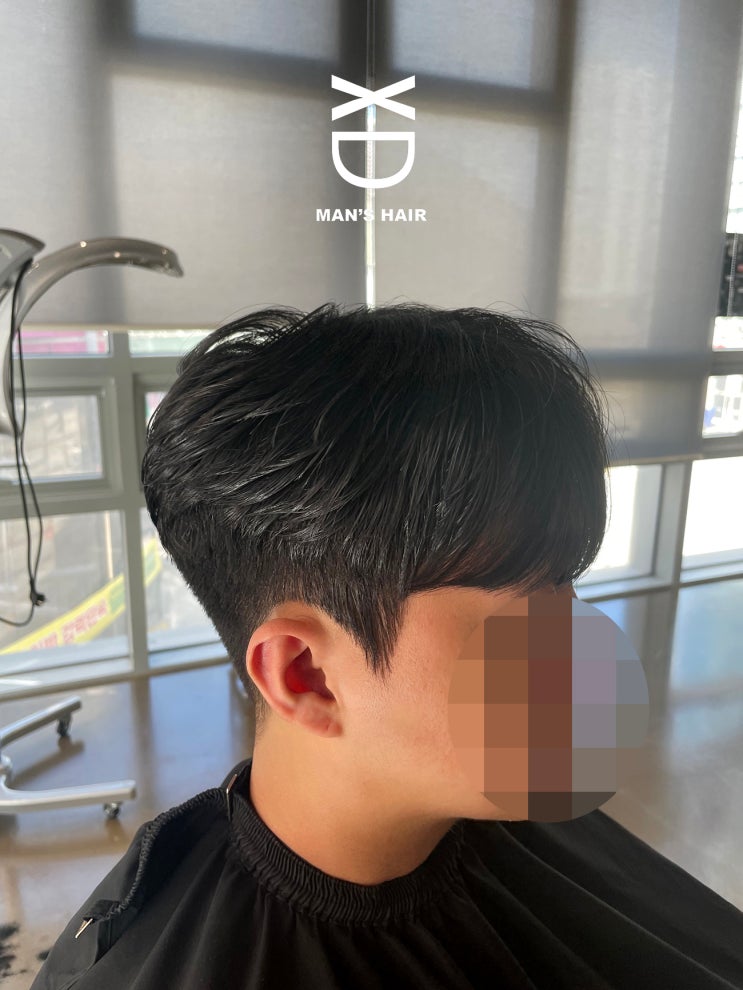 남자펌 중 아이롱펌으로 만들어내는 시스루뱅 디자인 남자곱슬머리라면 볼륨매직and아이롱펌 으로 윤기나고 깔끔하게 네이버 블로그