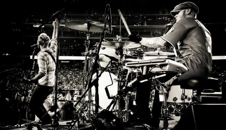 LIFEHOUSE(라이프 하우스) : 아직 끝나지 않았다. : 네이버 블로그