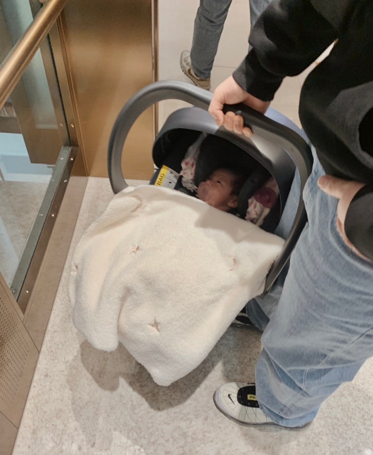 육아일기생후 32일차1차 영유아검진아기 코 식염수브라운 체온계 네이버 블로그