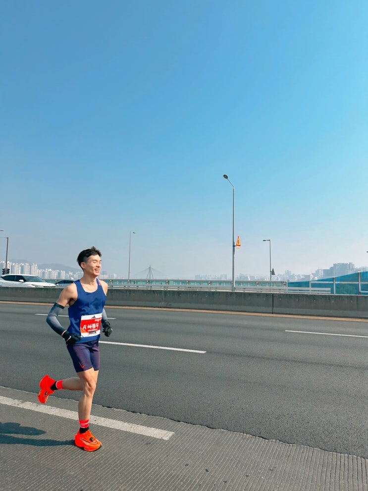 봄 축제가 끝났다. 서울마라톤 동아마라톤 풀코스 2시간 49분 45초 : 네이버 블로그