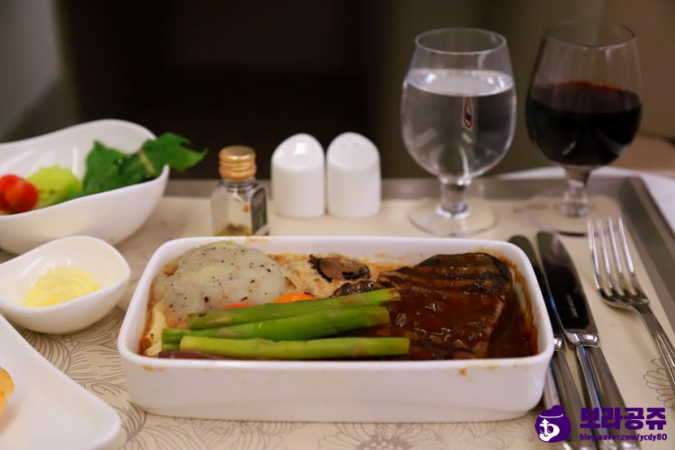 하노이 항공권 아시아나항공 인천 하노이 왕복 비즈니스 클래스 기내식 OZ733 / OZ743 & 베트남 입국 서류 : 네이버 블로그