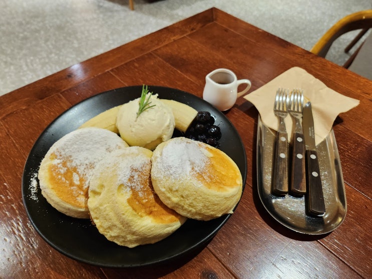 젠젠스퀘어 일산 롯데백화점 맛집 일산브런치 수플레팬케이크 디저트 카페 네이버 블로그