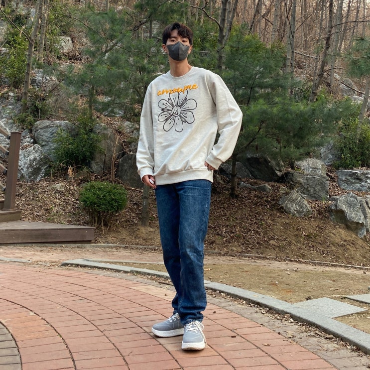 남자 맨투맨 추천 커플티 아모프레 스웻셔츠로 캐주얼하게 코디 네이버 블로그