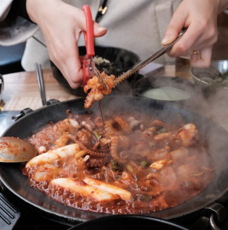 서울 놀거리 많은 홍대 핫플 홍스쭈꾸미 술집 데이트 가볼만한곳 네이버 블로그