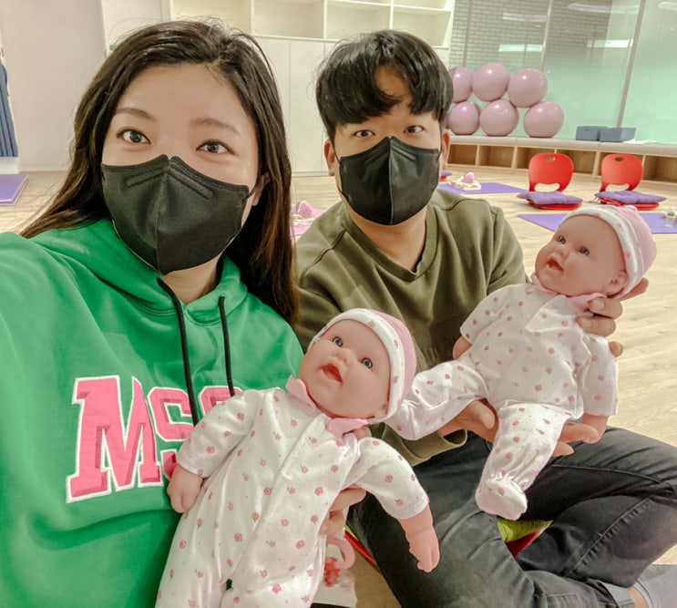 아인여성병원 마더비문화원 아빠와 함께하는 신생아돌보기 수업 후기속싸개싸기기저귀갈기우는아기달래기목욕시키기 네이버 블로그