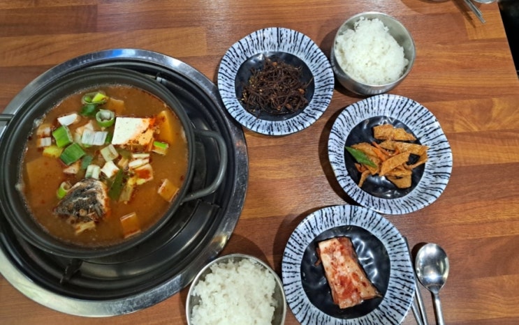 연산동 가성비 끝판왕 점심특선 회덮밥 칭구회포차 네이버 블로그