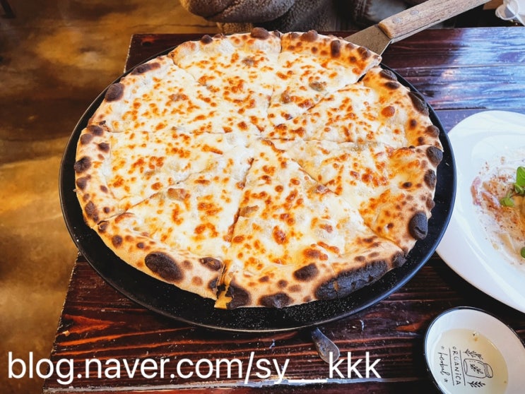 부산 동래역 화덕피자로 유명한 오래된 맛집 올리브장작 동래점 네이버 블로그