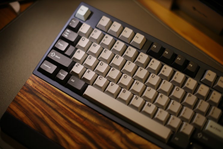 Geon Glare Blue Gray x GMK Rain Day : 네이버 블로그