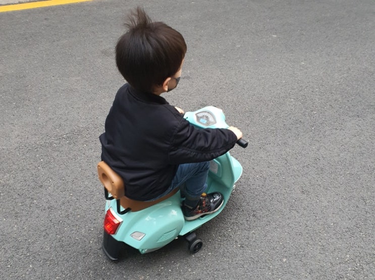 워킹맘의 내돈내산 유아 장난감 우리 아이 첫 오토바이 3개월 사용 후기 너무 귀엽잖아 ️ 네이버 블로그