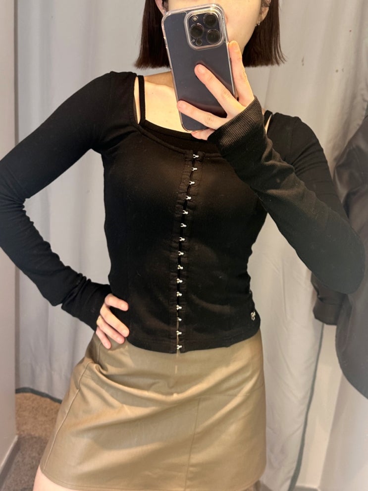 페인오어플레져 RIRI TOP black 2년 넘도록 입었다! 내돈내산 후기 : 네이버 블로그