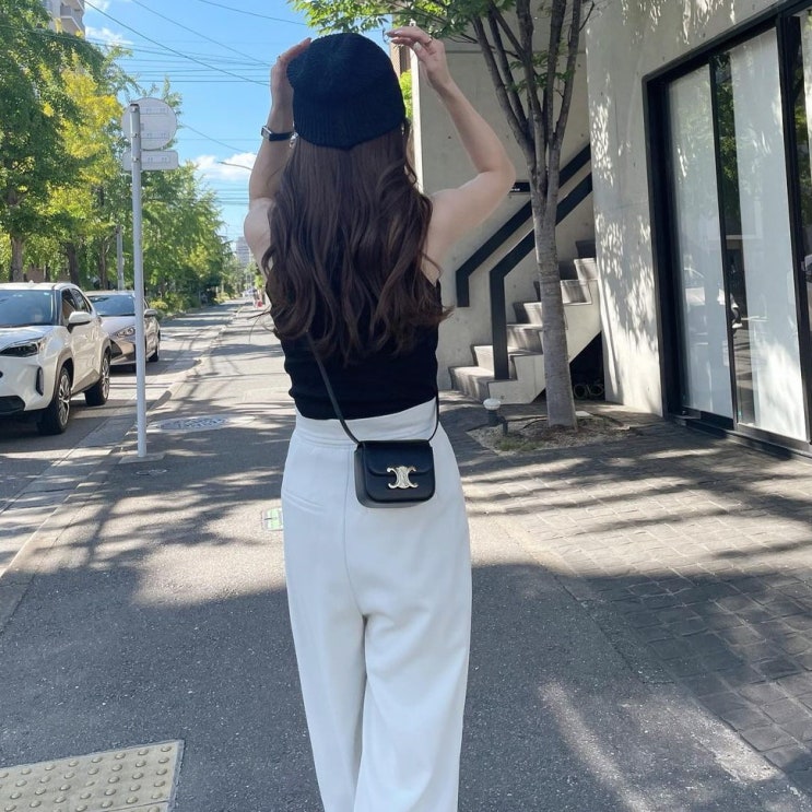 셀린느 미니 클로드 리뷰 사이즈 및 가격 정보│트리오페 미니백 숄더백 네이버 블로그