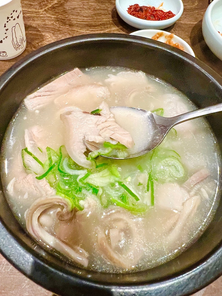 부산광안리 극동돼지국밥광안리점 광안리 바닷가 오션뷰 깔끔 담백한 부산식 돼지국밥별점355 네이버 블로그