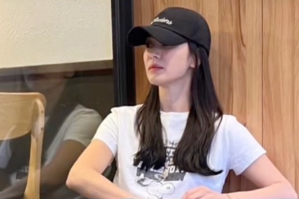 송혜교 4만원대 연예인 볼캡 모자 브랜드 어디꺼야 네이버 블로그
