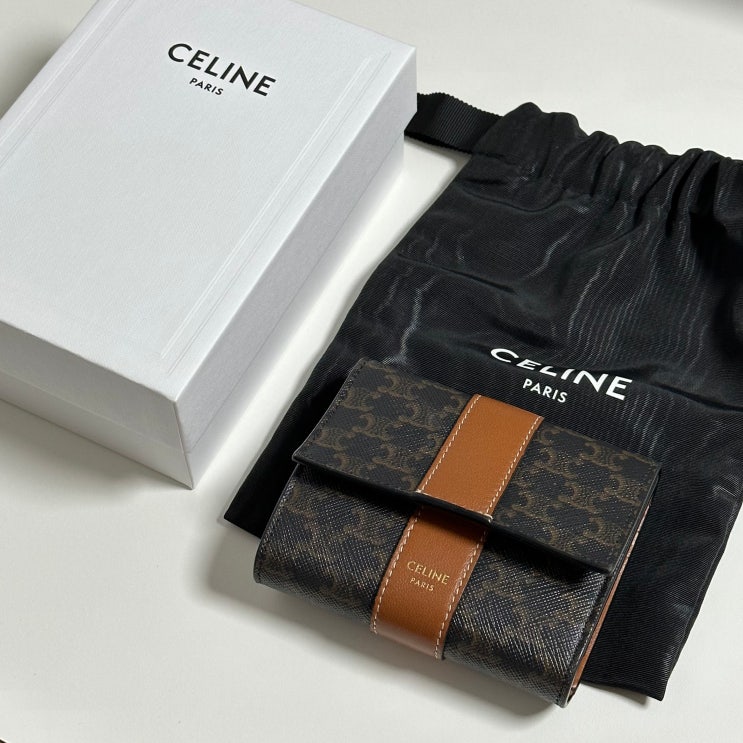 셀린느 Celine 스몰 3단 지갑 구입 후쿠오카 여행 하카타 한큐백화점 면세 쇼핑 꿀팁 5 게스트쿠폰 발급
